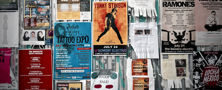 Accrocher une affiche sans abîmer le mur